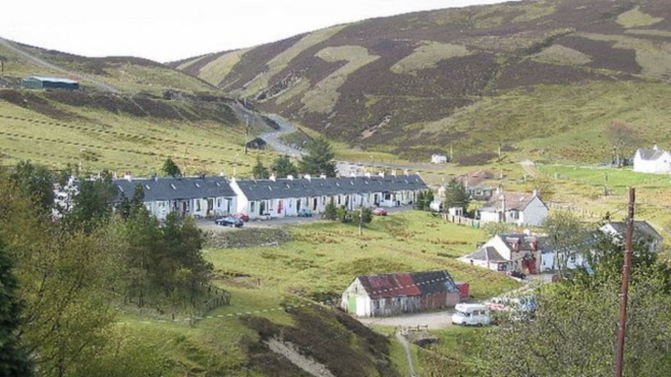 Wanlockhead community buyout: Why buy Scotland's highest village? - BBC ...