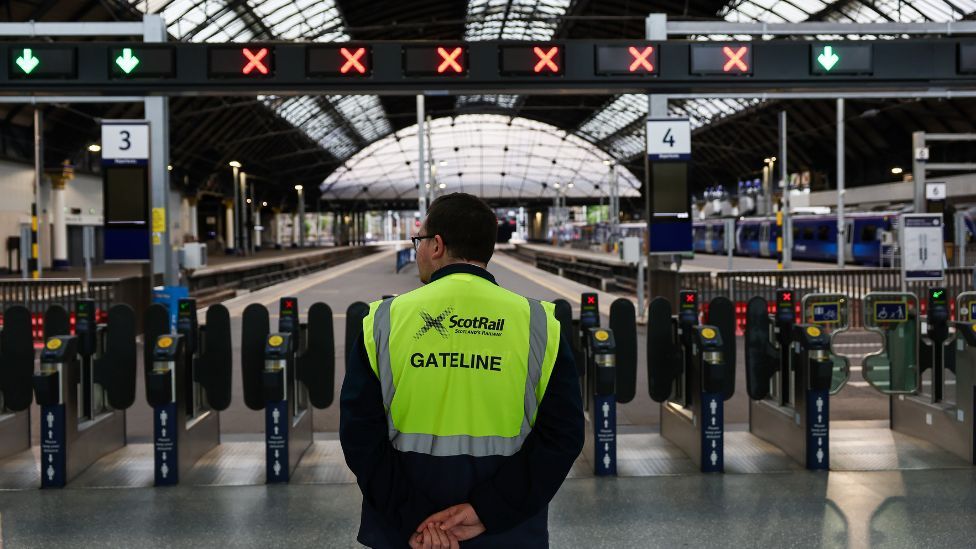 Scottish ministers refuse to comply with UK government strike plan ...