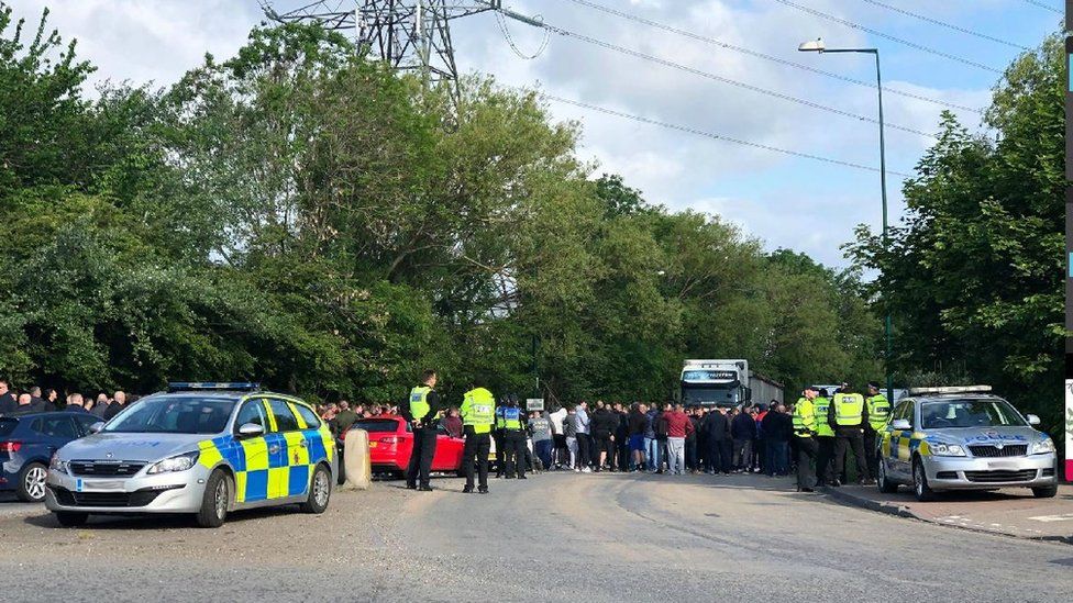MGT Teesside: Arrest over protest outside energy plant - BBC News