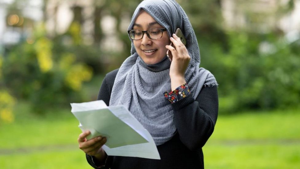 GCSEs and A-levels grades U-turn: 'A triumph for Welsh students' - BBC News