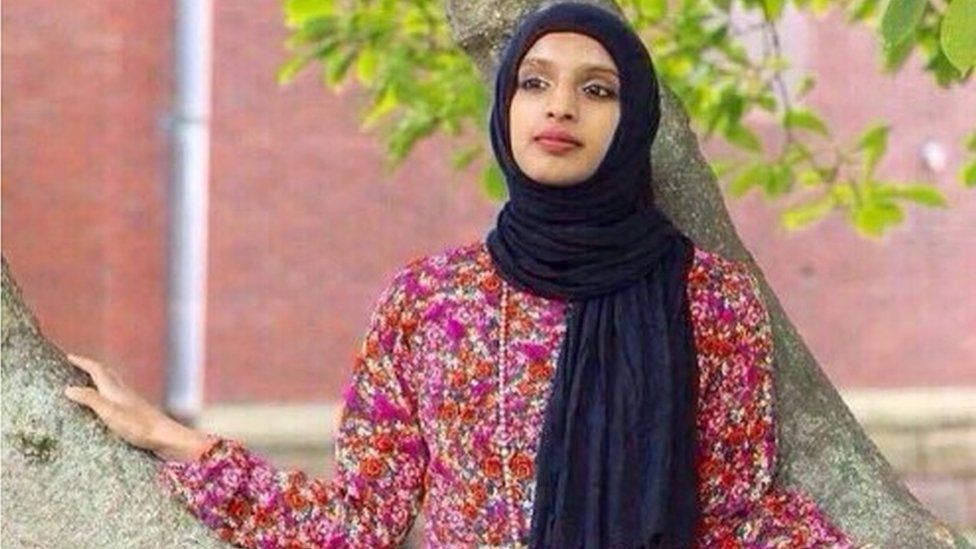 US woman wrongly identified as Sri Lanka attack suspect - BBC News