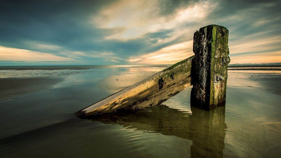 Oriel luniau: Arfordir gogledd Cymru - BBC Cymru Fyw