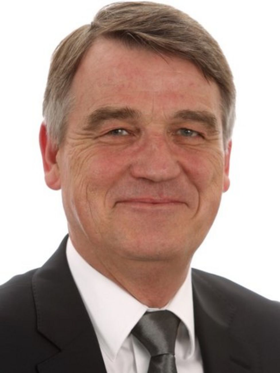 Gateshead councillor Martin Gannon appointed leader - BBC News