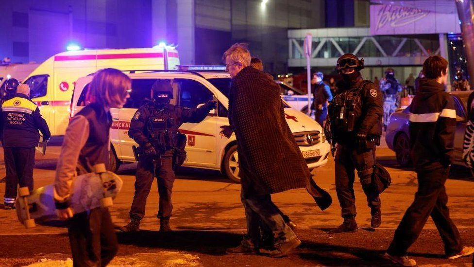 Gunmen kill 133 at Crocus City Hall in Moscow attack - BBC News