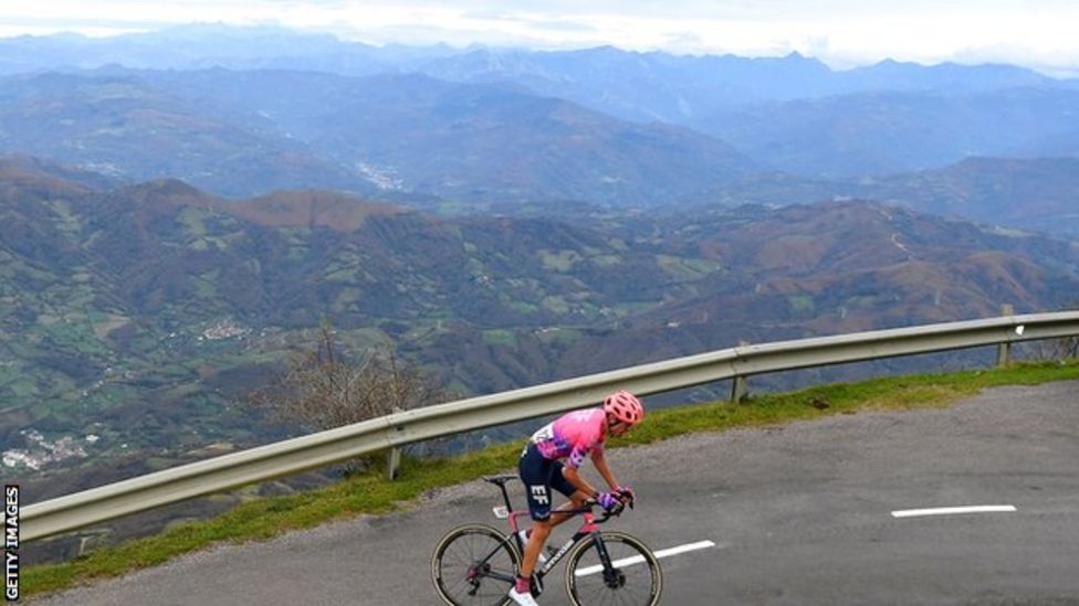 Hugh Carthy: Peter Crouch of cycling is part of new Brit pack - BBC Sport