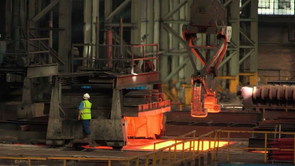 Motherwell and Lanarkshire prepare for life after steel - BBC News