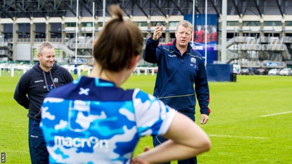 Shade Munro & Scotland women seek elusive Six Nations win - BBC Sport