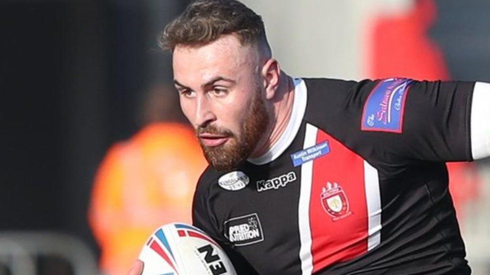 Jansin Turgut: Rugby league player makes mental health plea - BBC News