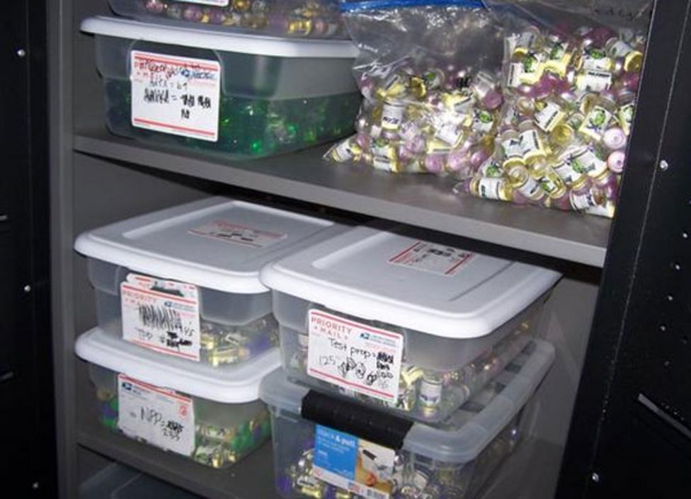 US swoop on secret 'steroids labs' with China links - BBC News