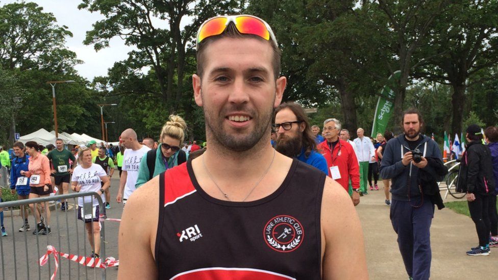 Belfast: Runners get set for 24-hour World championship - BBC News