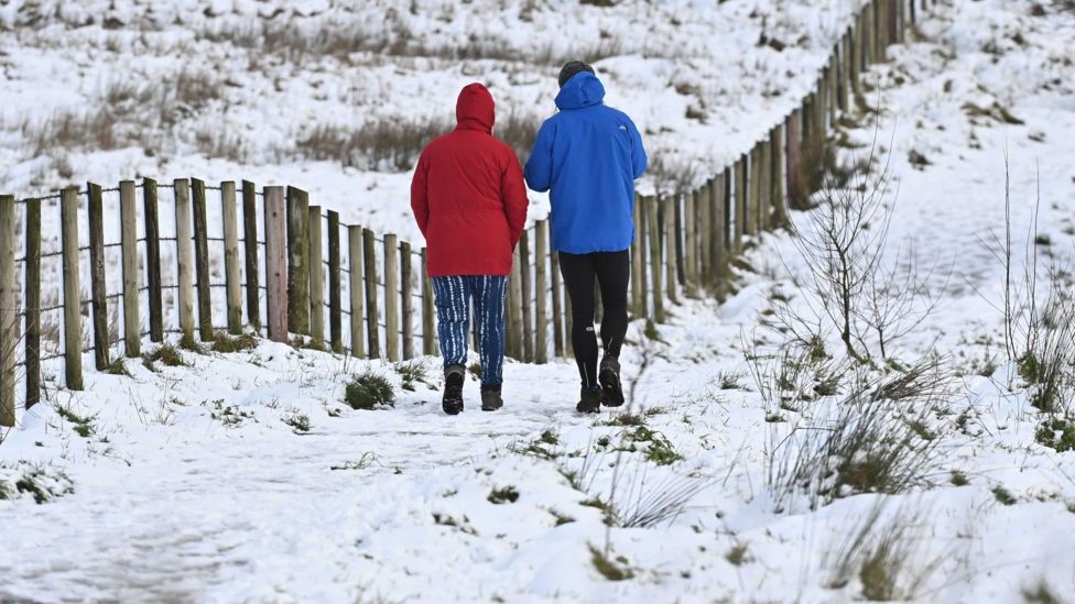 Weather warning: Disruption possible as snow falls in parts of NI - BBC ...