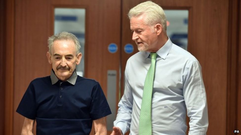 Harry Chivers pioneers golf ball-sized heart pump - BBC News