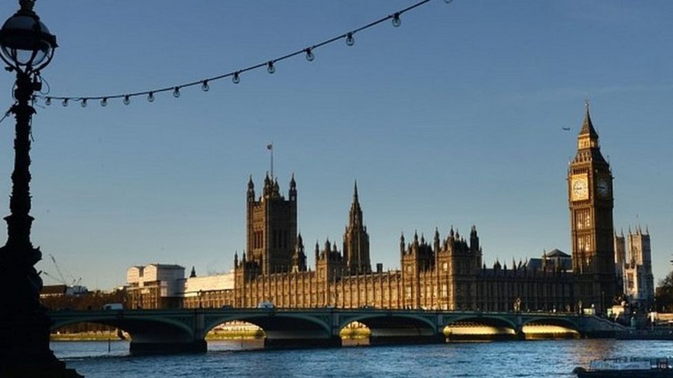 Parliament crumbles: Saving the Palace of Westminster - BBC News