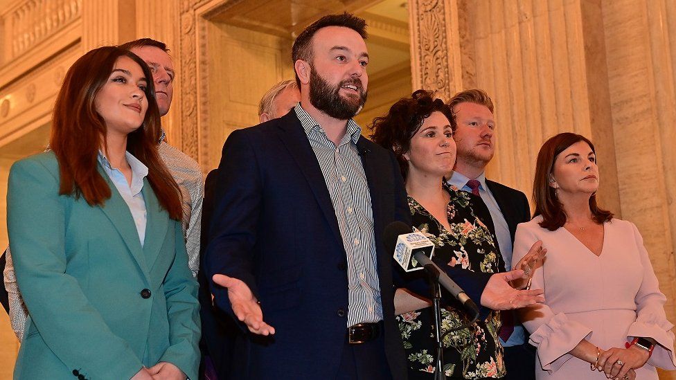 In pictures: First day back at Stormont - BBC News