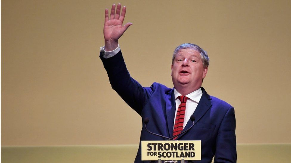 SNP voice 'strong and stable' opposition - BBC News