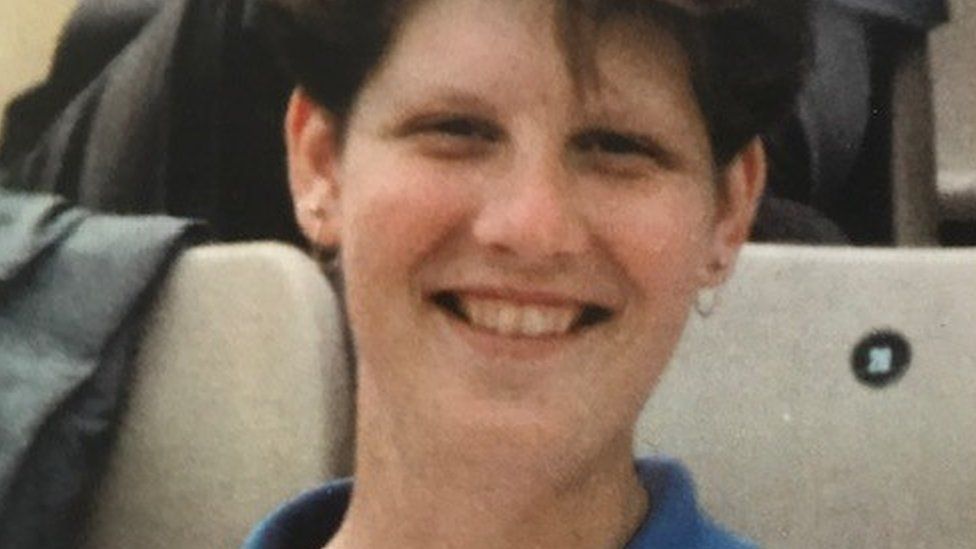 Telford mother's charity challenge after brain tumour treatment - BBC News