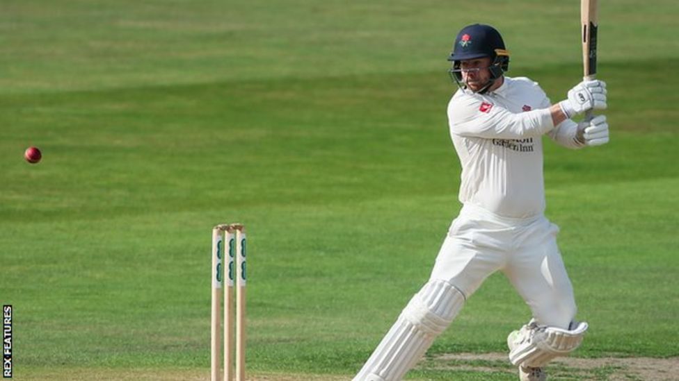 Steven Croft: Lancashire all-rounder signs new deal and will have ...