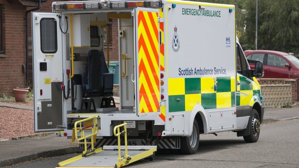 Carbaid-eiridinn 24 uairean am Port Rìgh - Naidheachdan a' BhBC