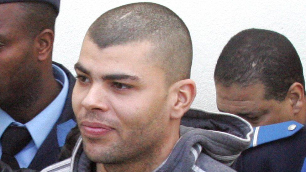 Securitas robber let off repaying £1.2m proceeds of crime - BBC News