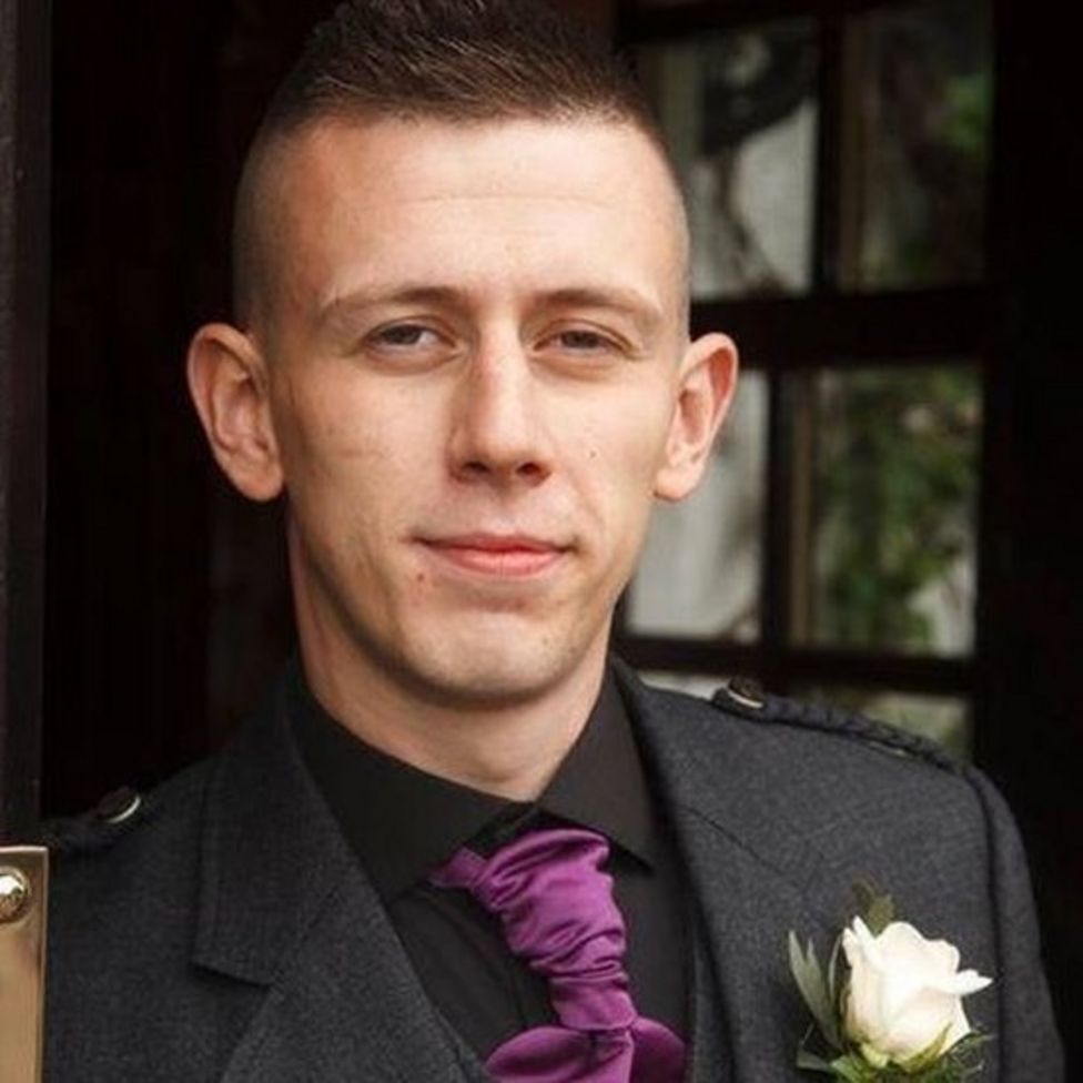 Man in court over murder of father-of-three Ryan Richardson - BBC News