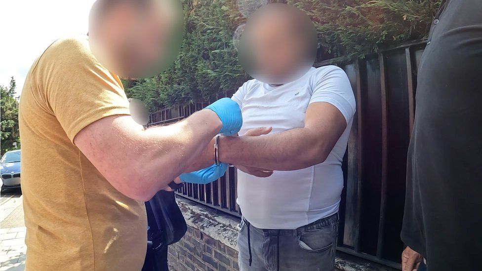 Man suspected of masterminding illegal migrant crossings arrested - BBC ...