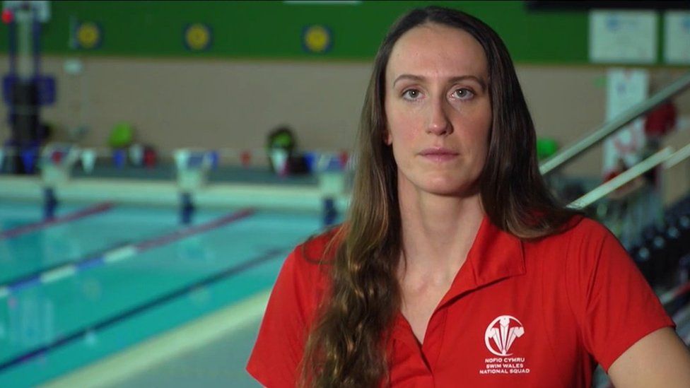 Dyfodol ansicr Gemau'r Gymanwlad yn 'dorcalonnus' - BBC Cymru Fyw