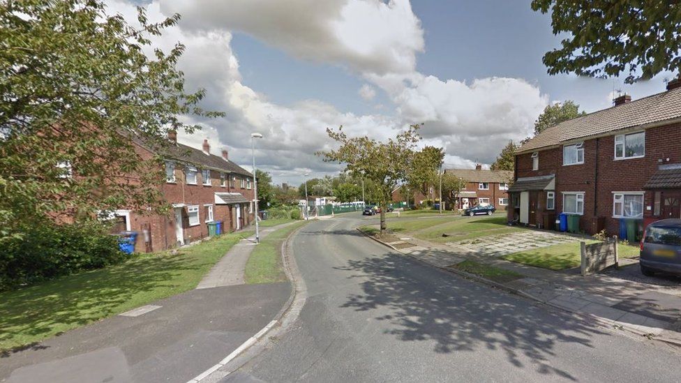 Bury man held after body found in Whitefield - BBC News