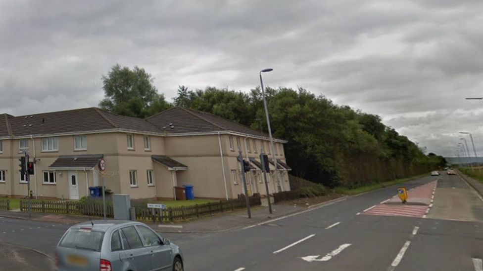 Cyclist dies after crash with car in Inchinnan - BBC News