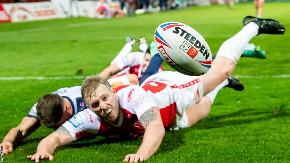 British rugby league clubs in top three tiers vote in favour of grading ...