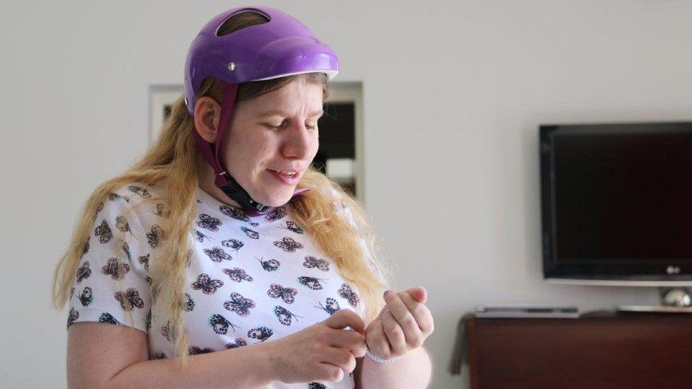 We had a lockdown choice - care for Amy or never see her - BBC News