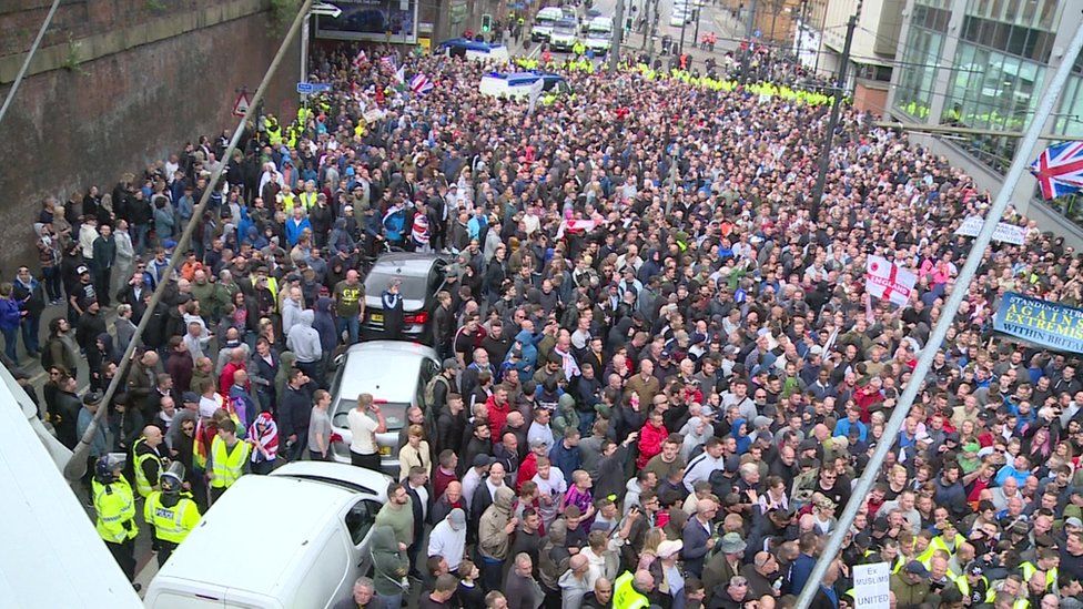 Arrests made as Manchester protest by UK Against Hate 'turns nasty ...