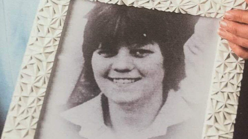 Stardust fire: Susan Morgan's family welcome fresh inquest - BBC News