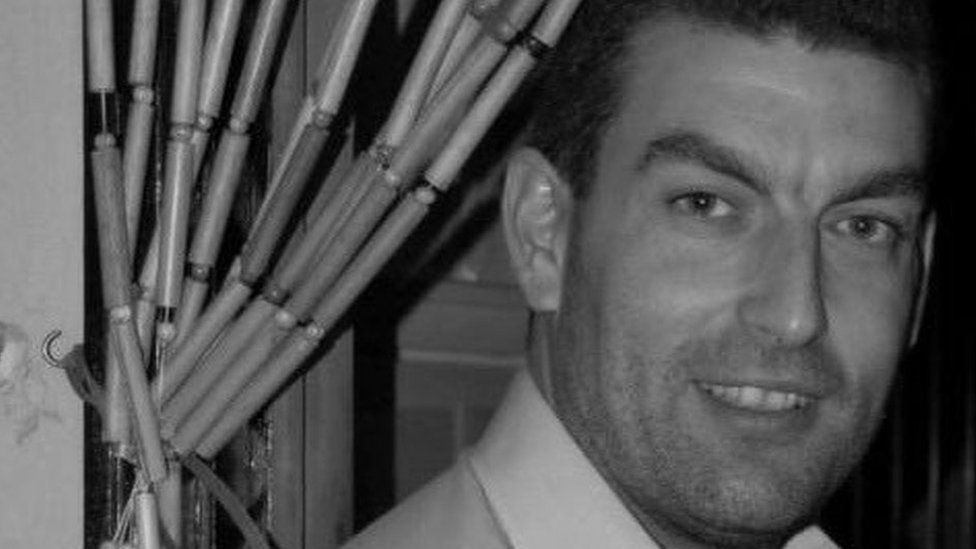 Nicholas Keeler death: Tributes paid to ex-semi pro golfer - BBC News