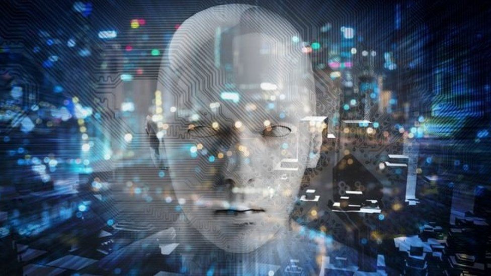 Robotiaid i gymryd 'un o bob pedair swydd' erbyn 2030 - BBC Cymru Fyw