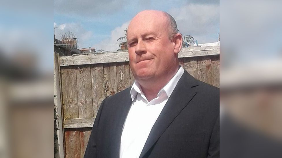 Former councillor Paul Williams guilty of child abuse messages - BBC News