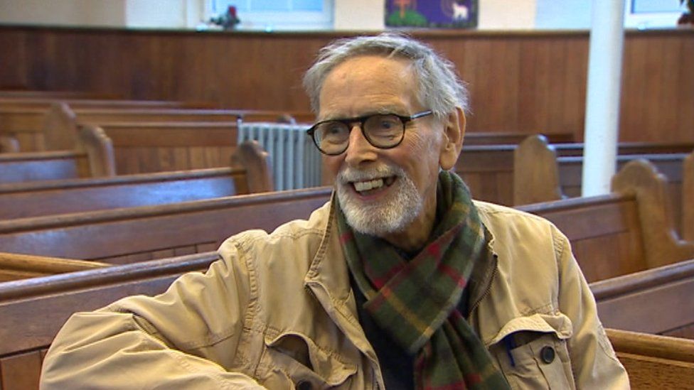 Cau capel Cymraeg olaf Y Barri yn 'dorcalonnus' - BBC Cymru Fyw