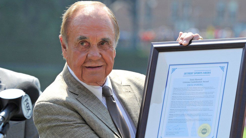 Dick Enberg, award-winning US sports broadcaster, dies at 82 - BBC News