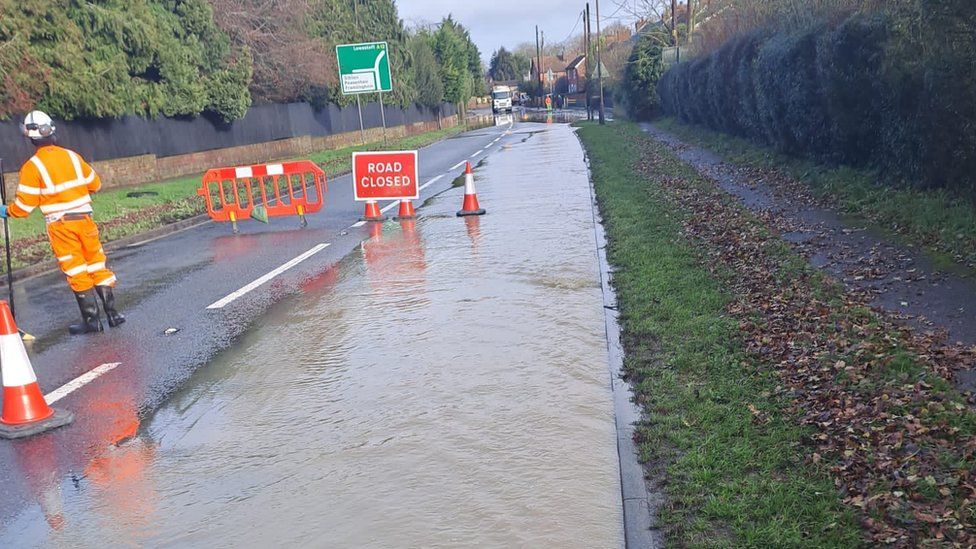 A12 closed at Yoxford in Suffolk due to flooding - BBC News