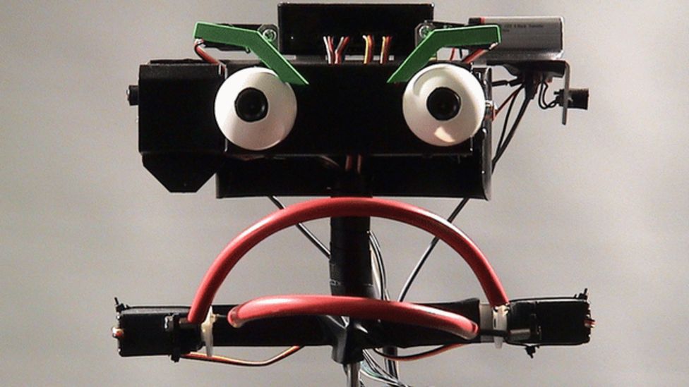 People 'prefer bored robots' - BBC News