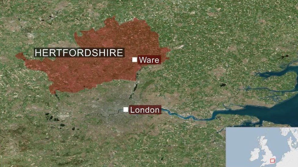 Ware furniture warehouse fire: Risk of building collapse - BBC News