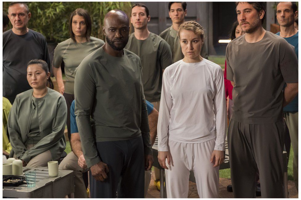 Ron Howard: Creating vision of a future Mars colony - BBC News