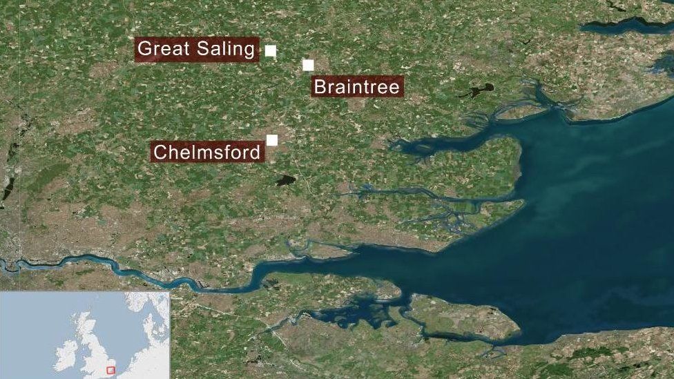 Great Saling: Murder arrest after woman, 41, stabbed - BBC News