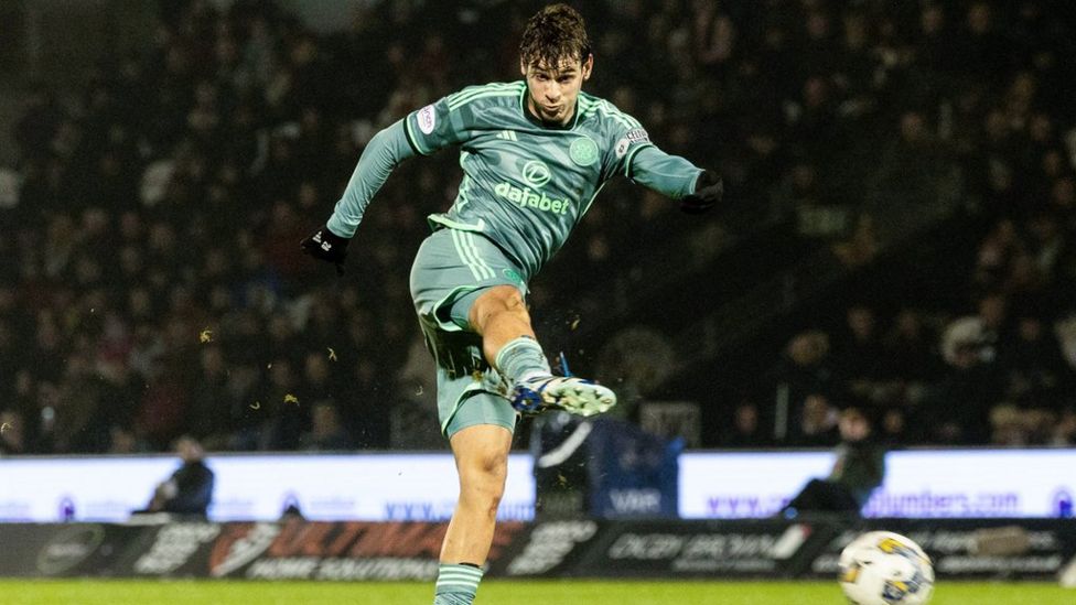 St Mirren 0-3 Celtic: Maeda, O'Riley & Taylor score in comfortable win ...