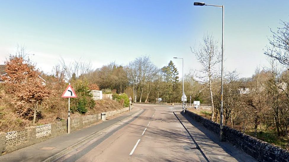 Woman and child airlifted to hospital following A84 crash - BBC News