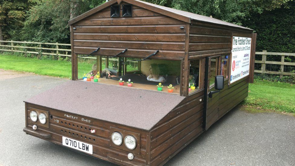 'Fastest shed' reaches John O'Groats after six-day trip - BBC News