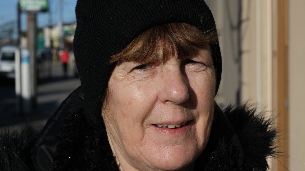 Irish election: Will voters 'keep the recovery going'? - BBC News