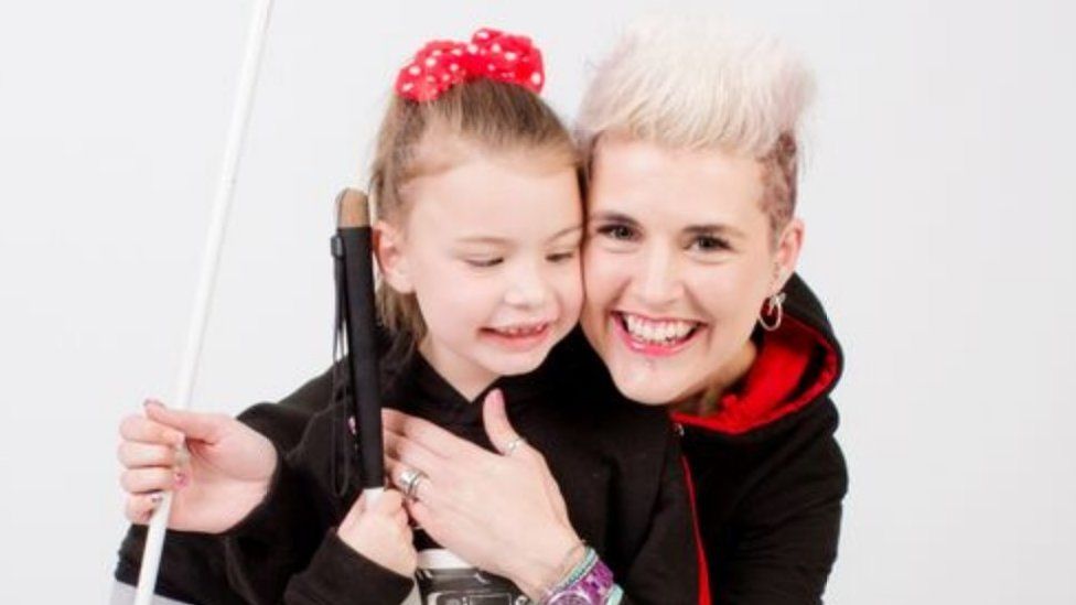 Blind pupil asked to stop using white cane in school - BBC News