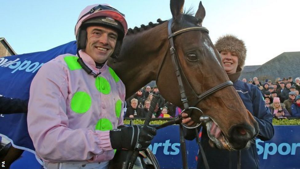 Douvan wins at Punchestown to stay on course for Cheltenham - BBC Sport