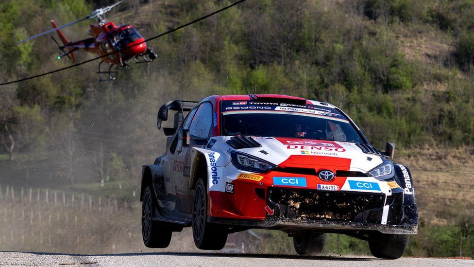 Y Cymro Elfyn Evans yn ennill Rali Croatia - BBC Cymru Fyw