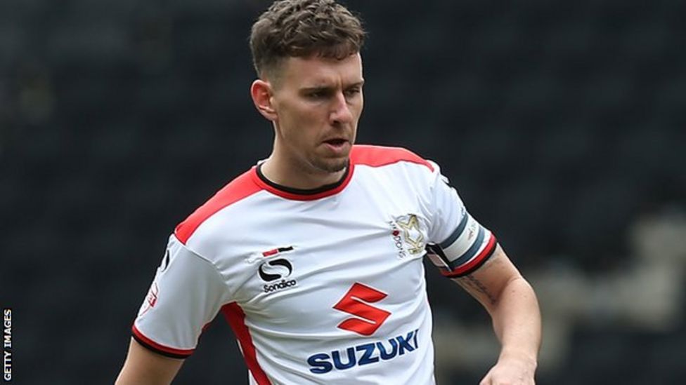 Barnet release Mark Randall but offer deals to Stack, N'Gala and Nelson ...